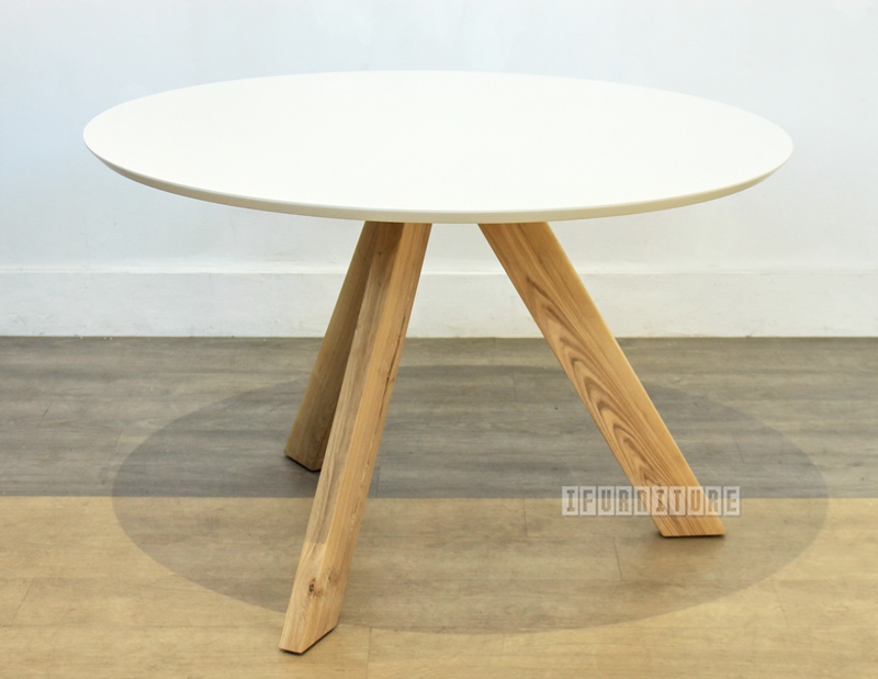 NORWICH Round Table with Beech Legs