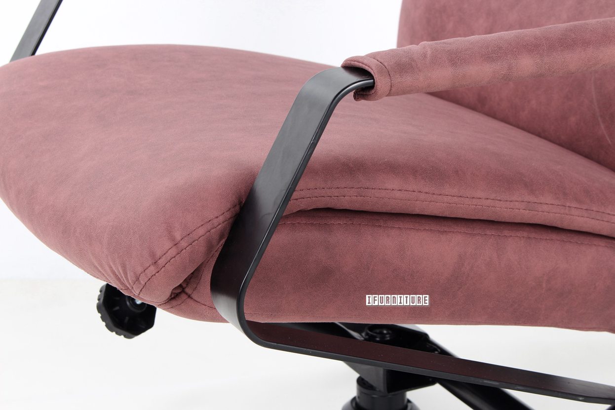 DERWENT Lounge Chair with Ottoman