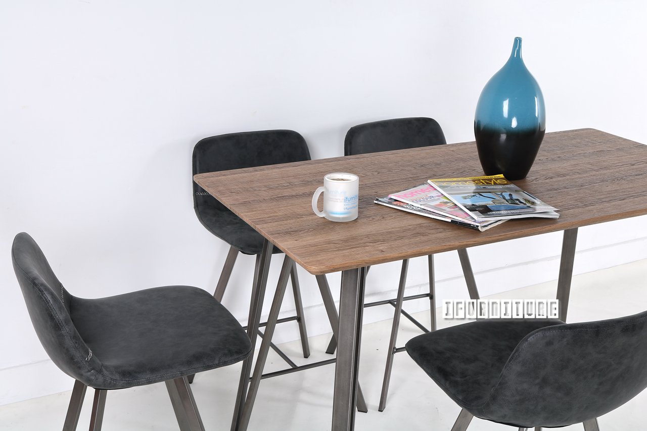 PLAZA Horizontal Bar Chair (Dark Grey)