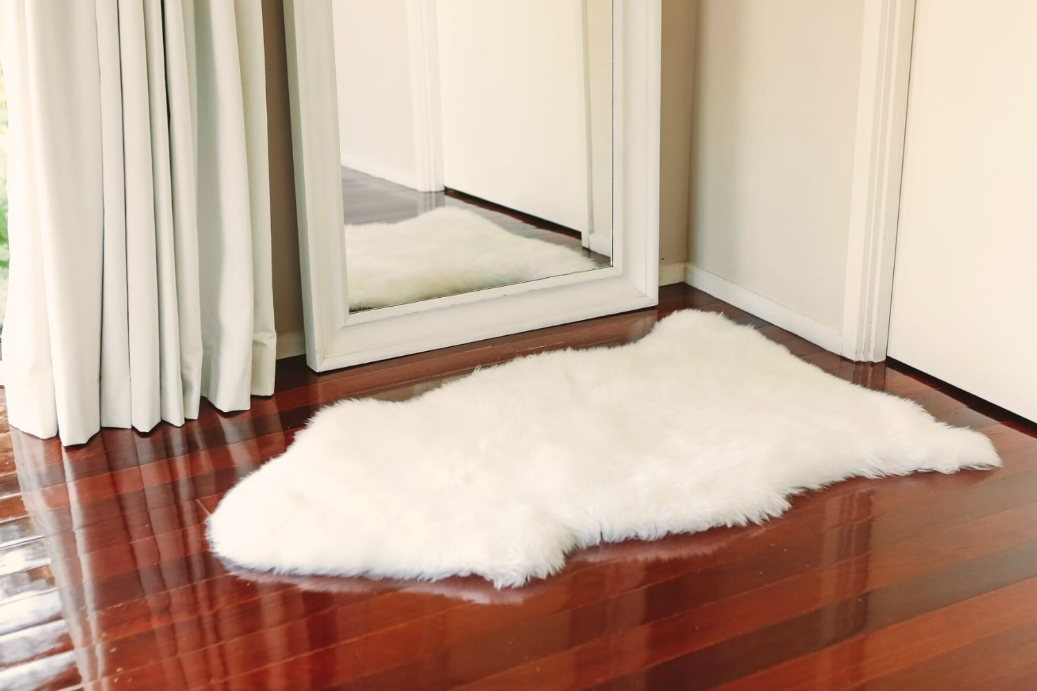 Sheepskin Rug (White) - Small