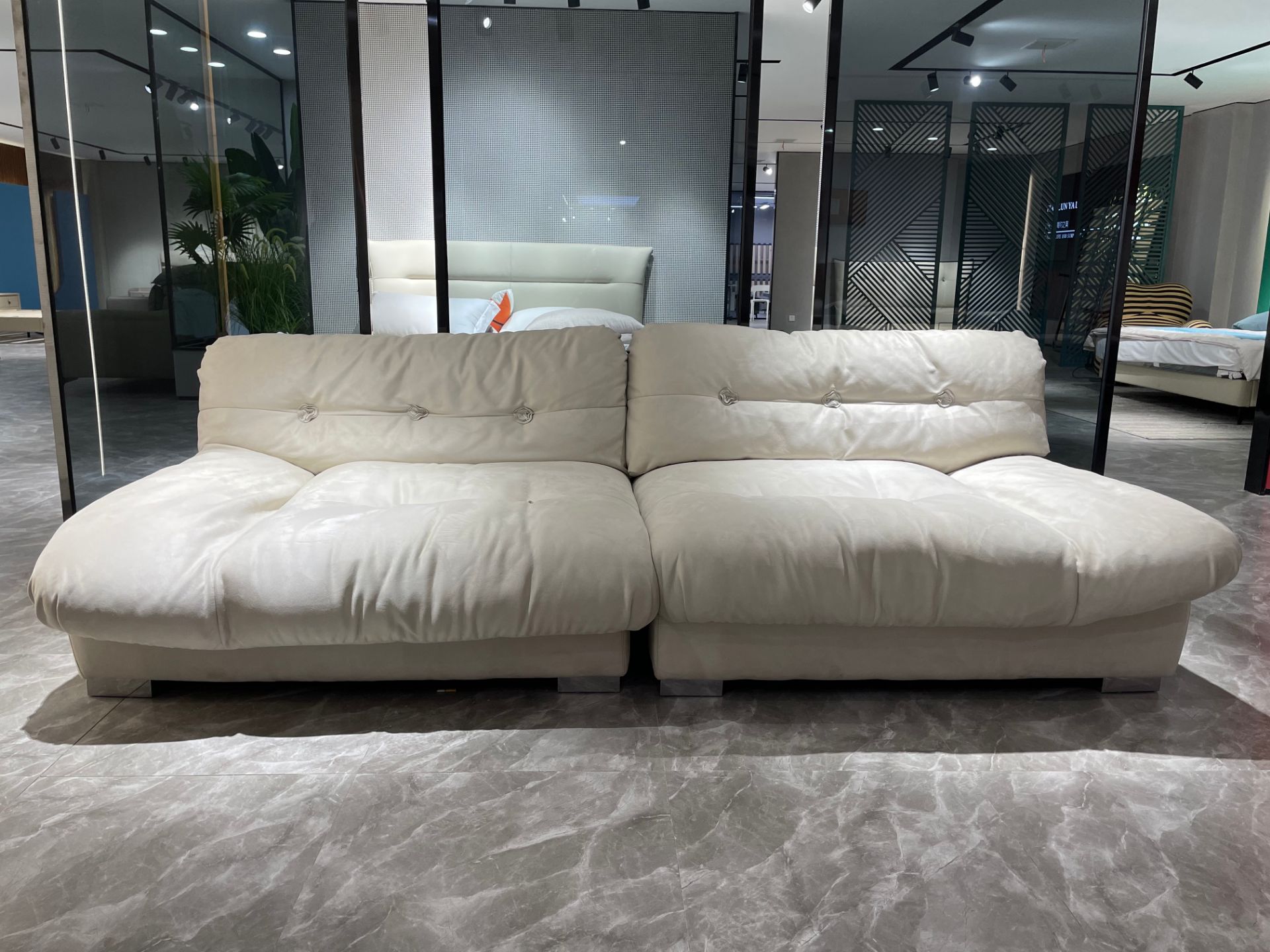 STARRY Fabric Sofa (Ivory White)