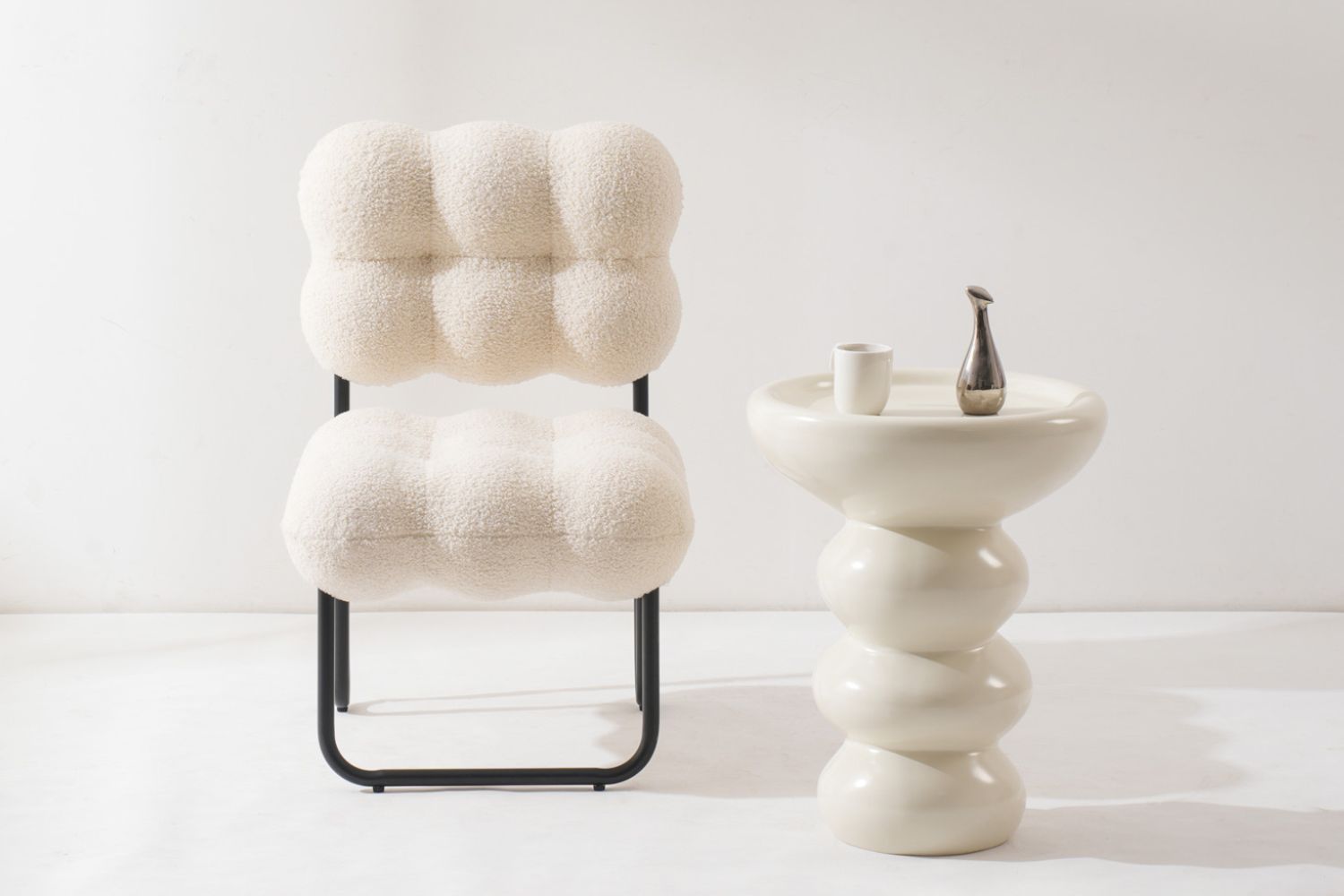 AERO Cloud Shaped Lounge Chair