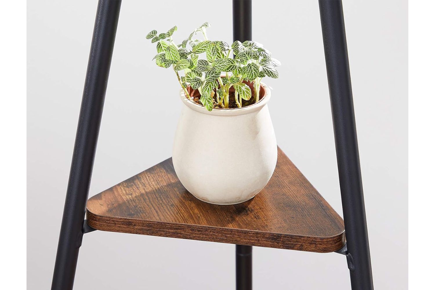 EUAN Triangle Coat Hanger