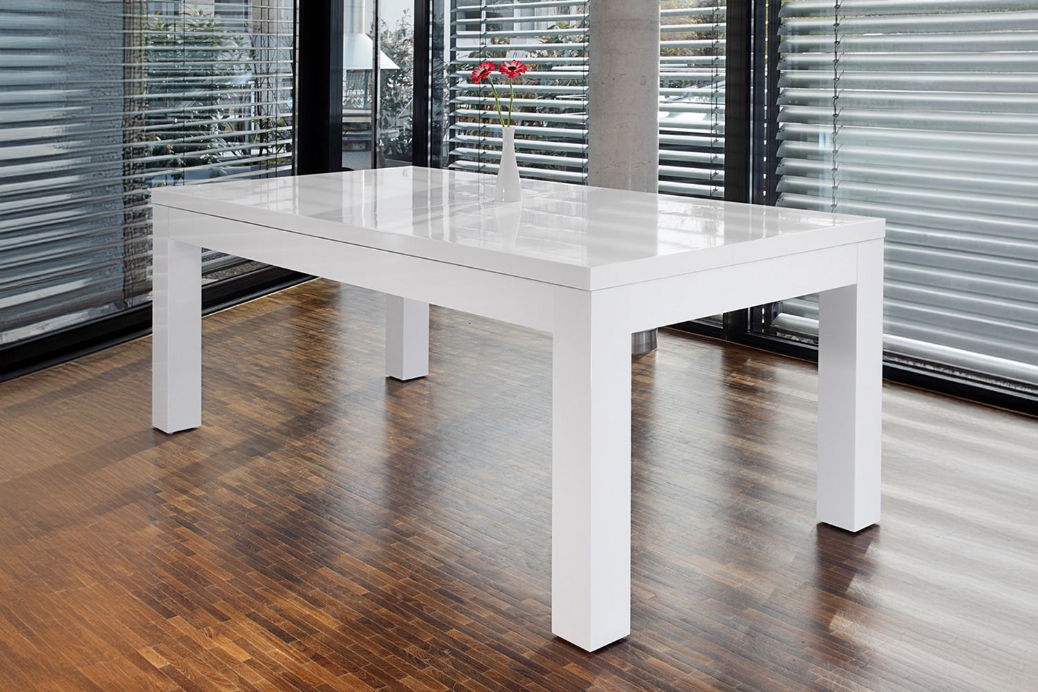 BRANCO 180-256 Extension Dining Table